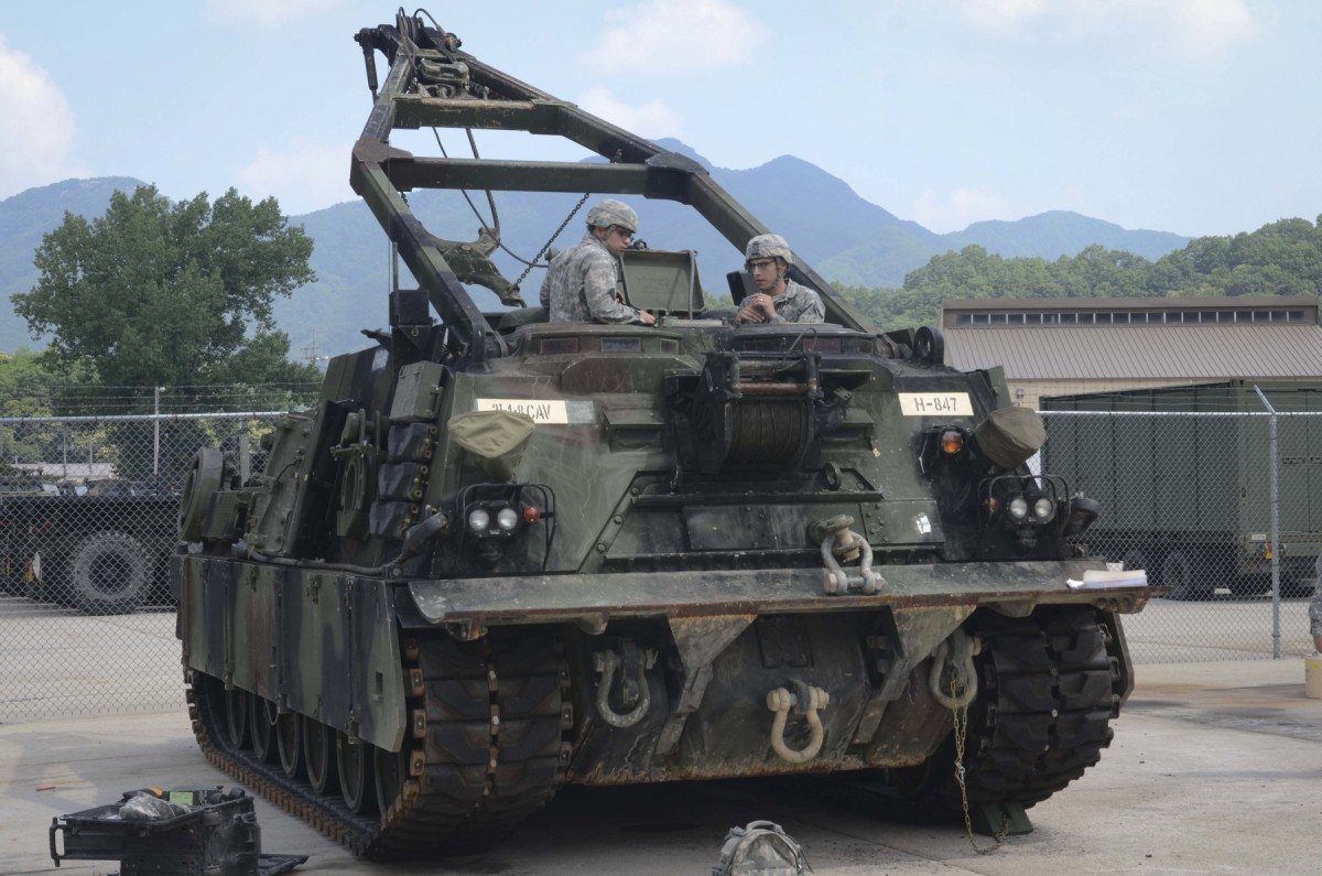 2ABCT's Mustangs prepare to fight tonight | Article | The United States ...