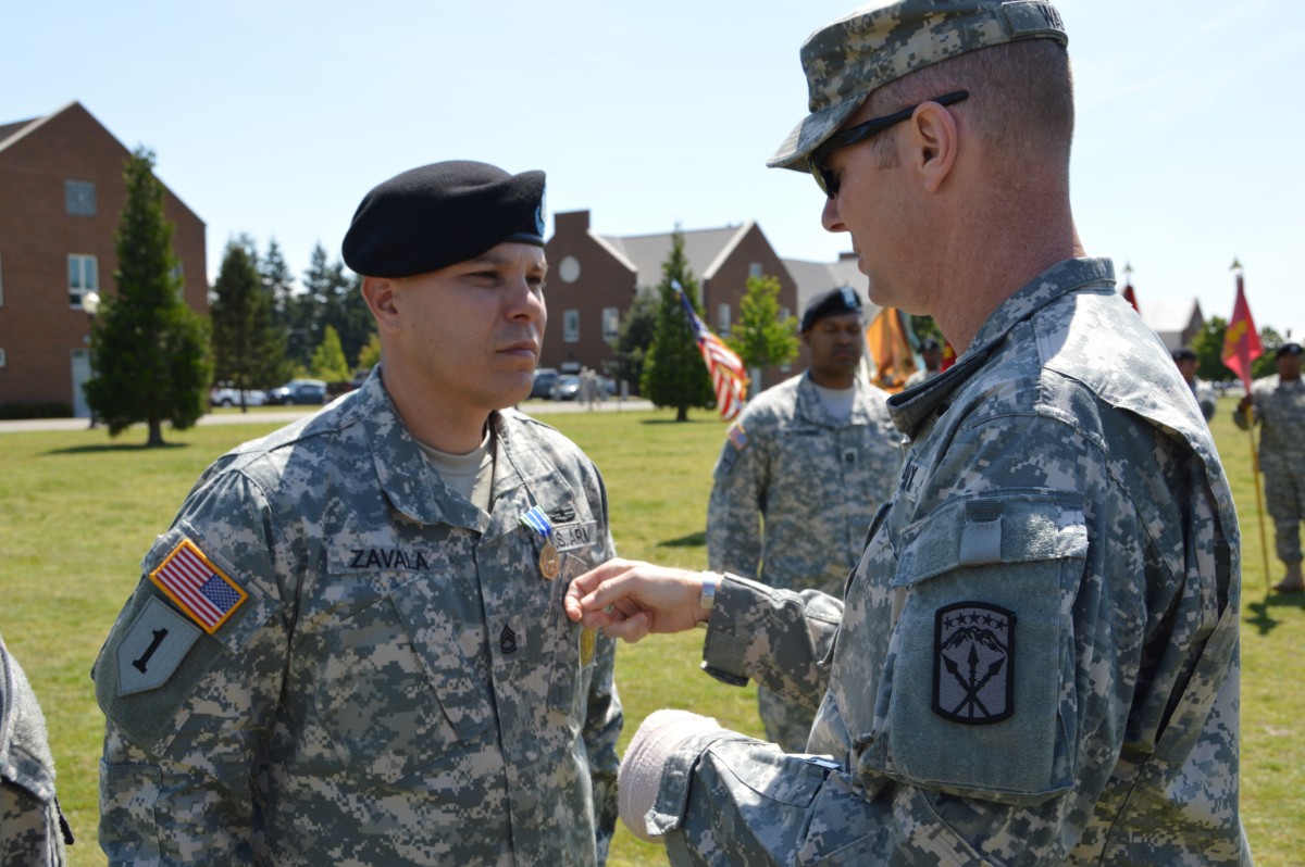 Soldier earns medal for recruiting efforts | Article | The United ...