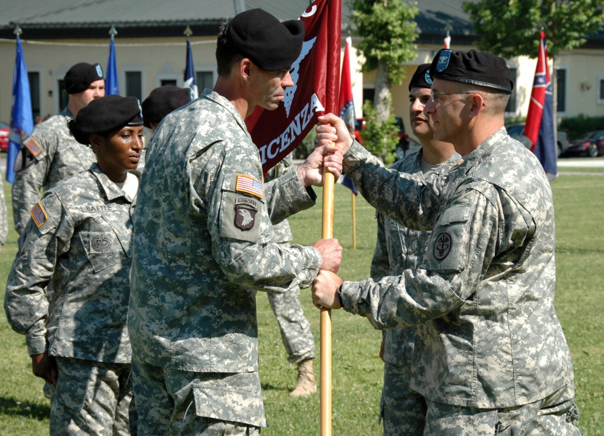 Vicenza bids farewell to Health Center commander, welcomes new ...