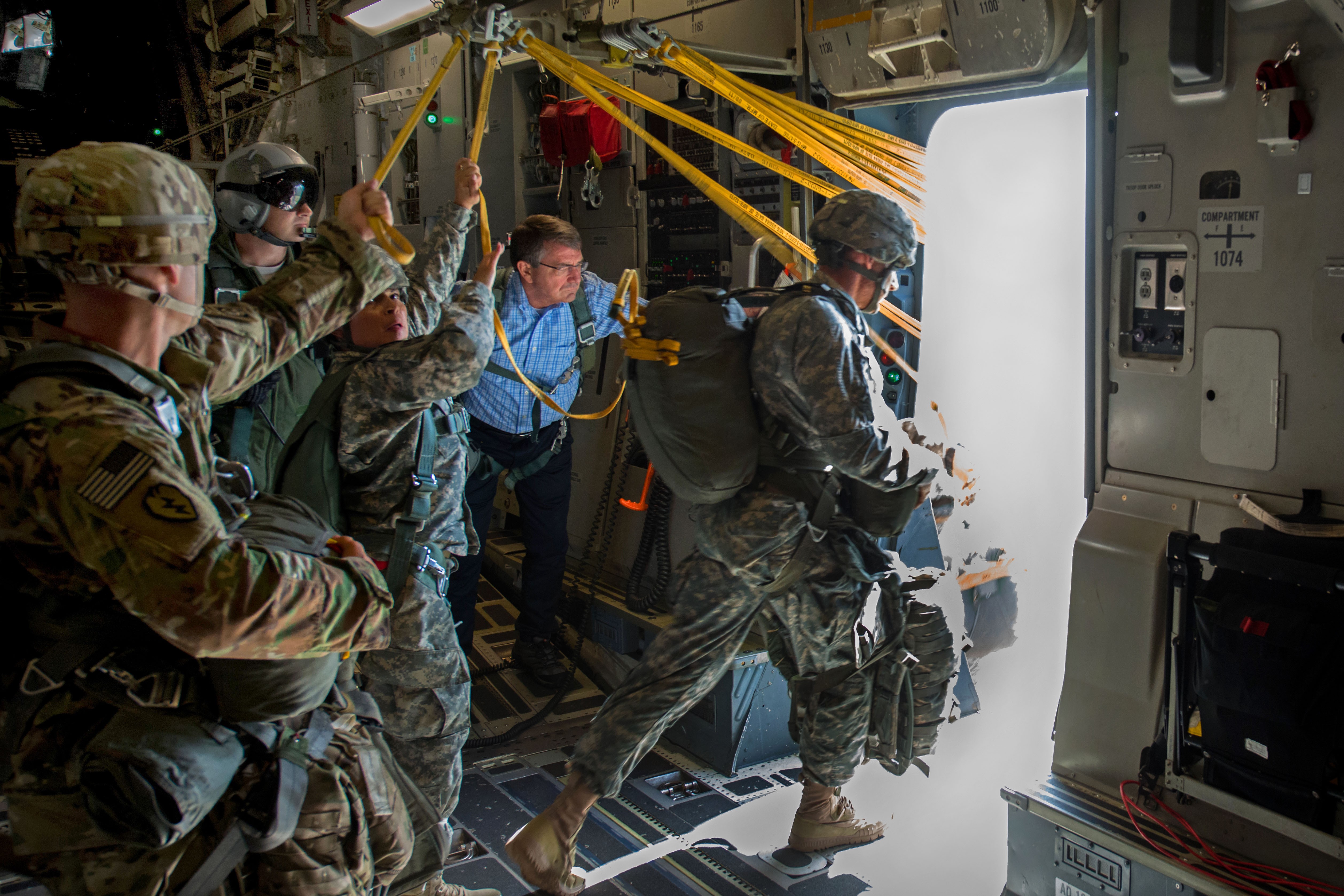 Carter calls Bragg troops 'tip of spear' for new strategic era ...