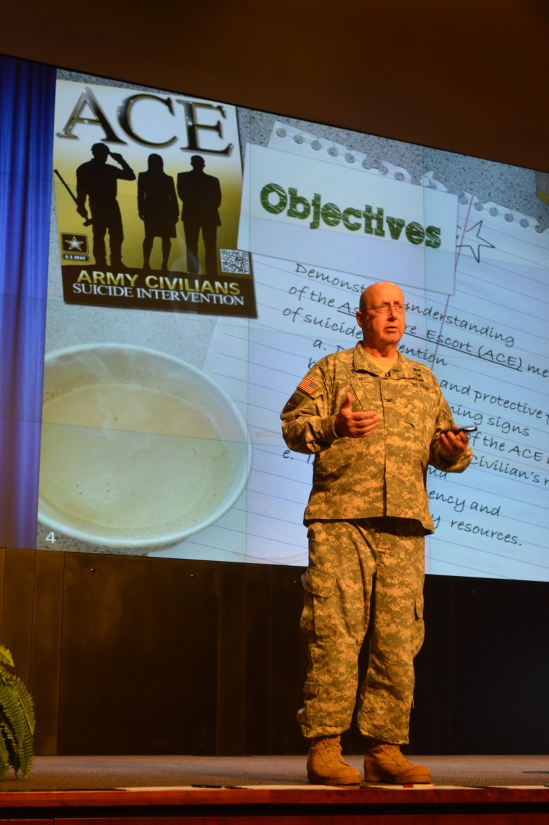 Chaplain team brings religious support to SMDC | Article | The United ...