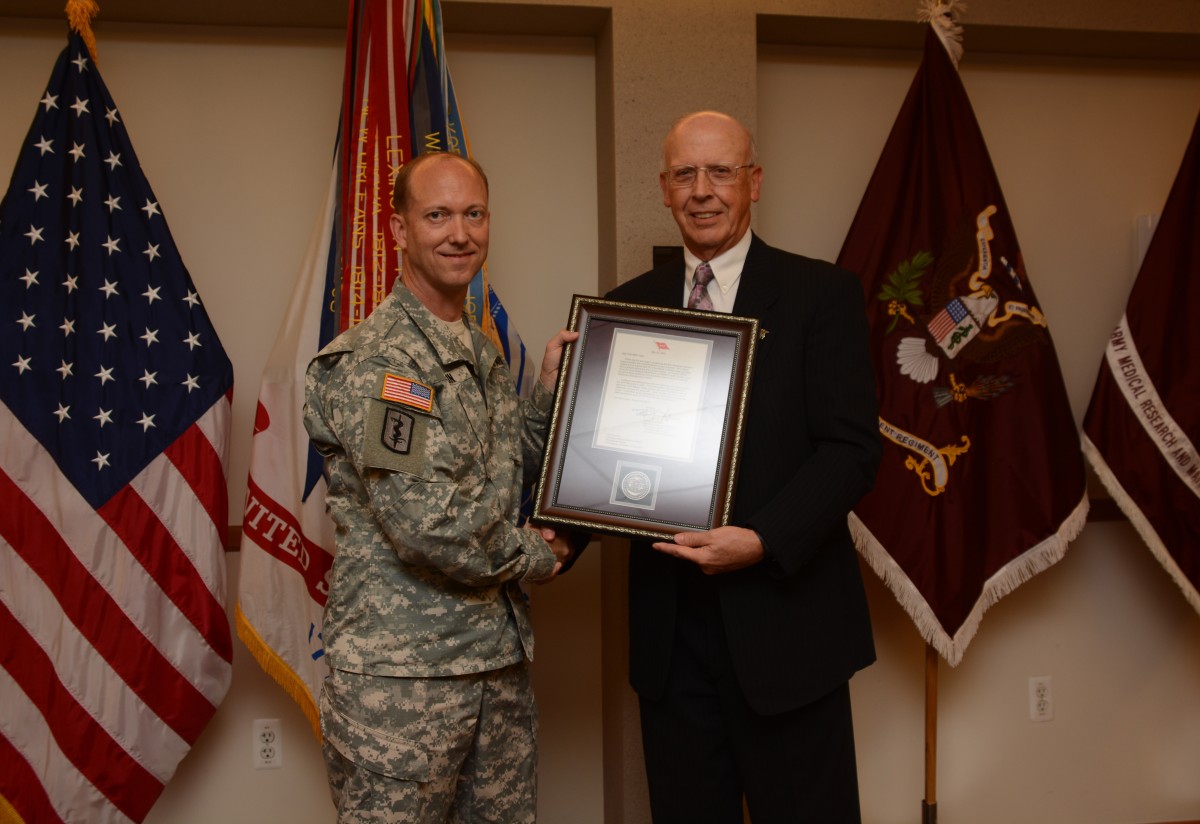 USAMRMC Teams Win Army Medicine Wolf Pack of the Year Award | Article ...