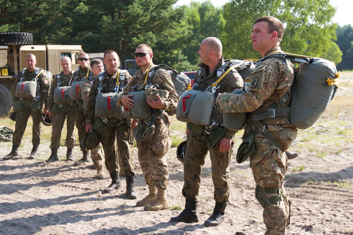 US and Polish paratroopers join forces for airborne jump | Article ...