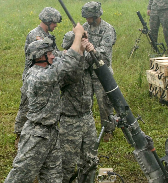 New York Army Guard Cavalry Troopers hone mortar skills at annual ...