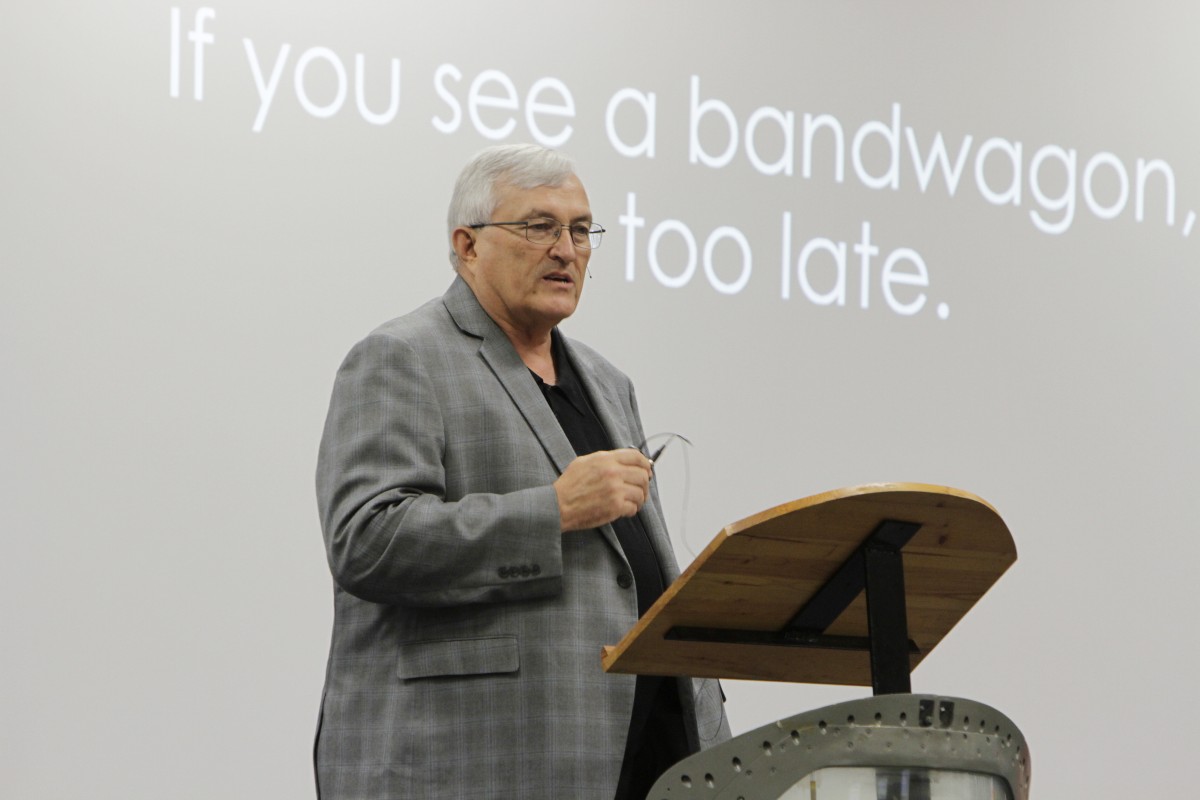 Retired general shares secrets to transitioning out of military ...