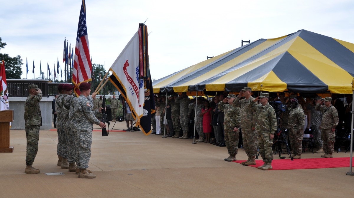 Abrams takes charge of FORSCOM as Milley departs to become 39th Army ...