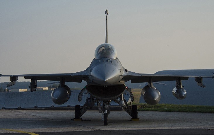 Air Force completes initial recovery efforts at F-16 crash site ...