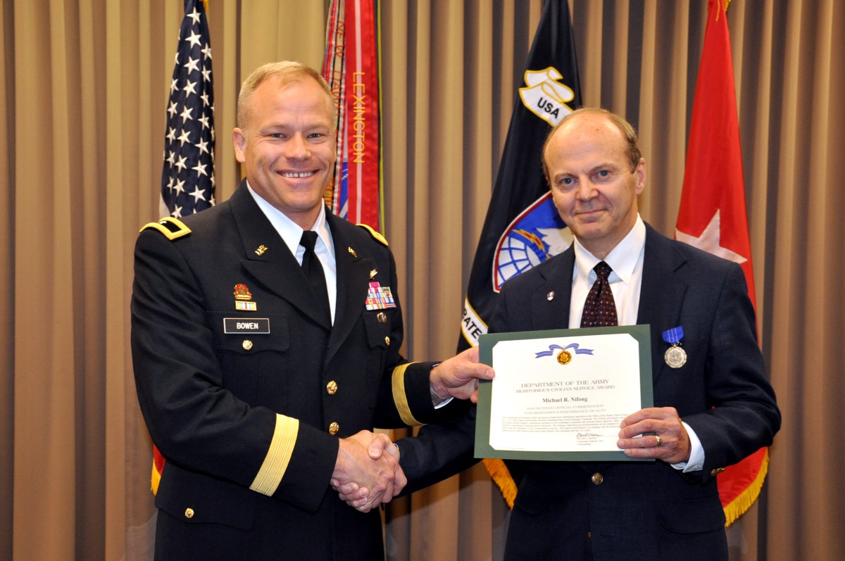 Geospatial Intelligence Division chief retires | Article | The United ...