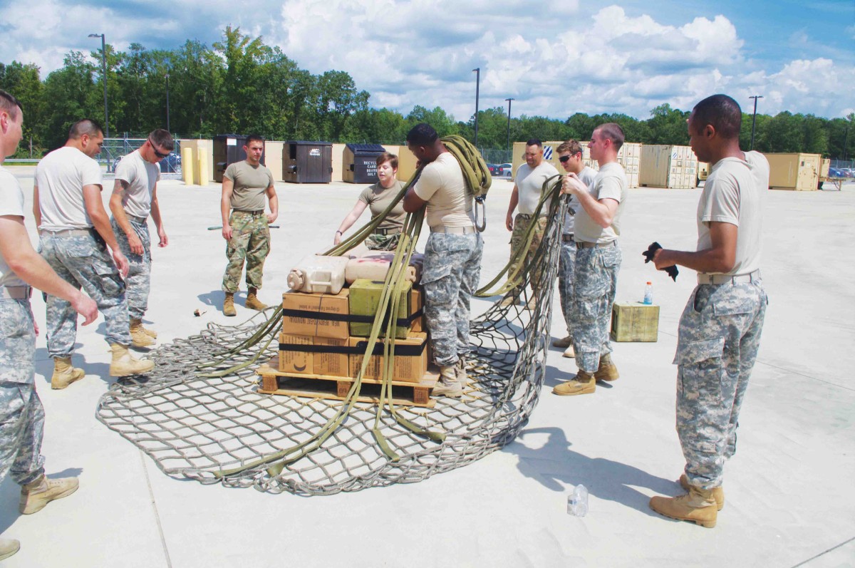 Sling loaders recertify to prepare for resupply missions | Article ...