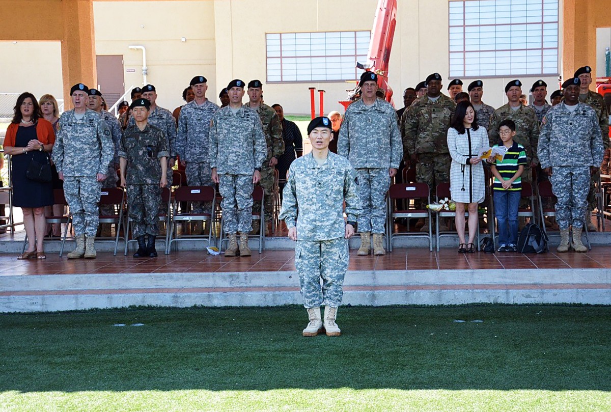 403rd AFSB welcomes new commander | Article | The United States Army