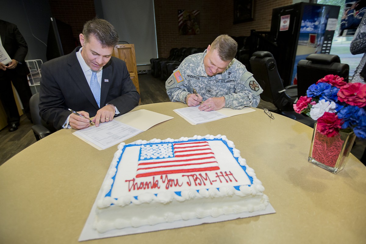 Joint base, USO make long-standing partnership 'official' with support ...