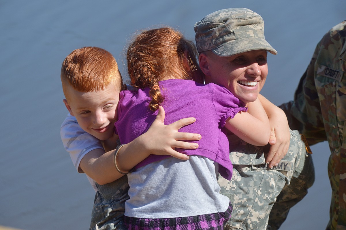 Reserve officer becomes third female to earn Ranger tab | Article | The ...