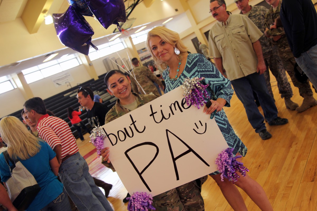 A/1-14th FA Soldiers get heroes' welcome | Article | The United States Army