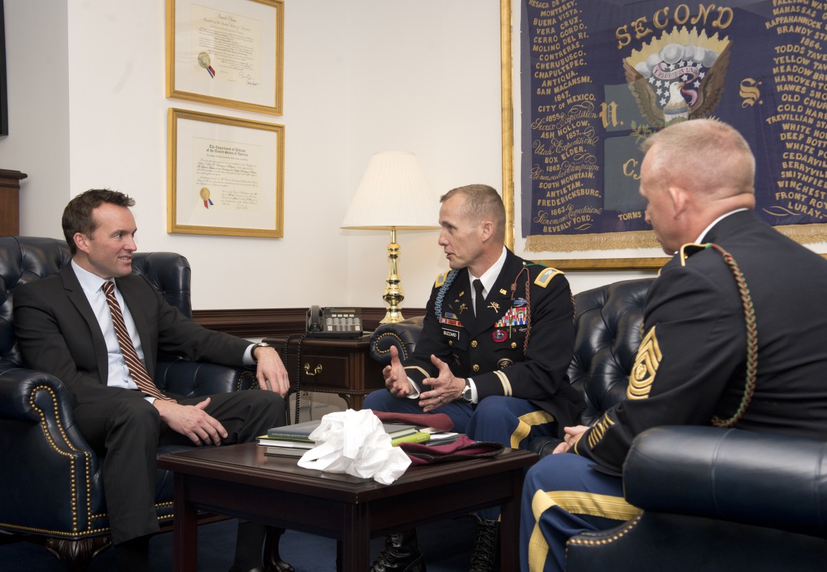 Acting Secretary Fanning meets with 82nd Airborne Divisionleadership ...