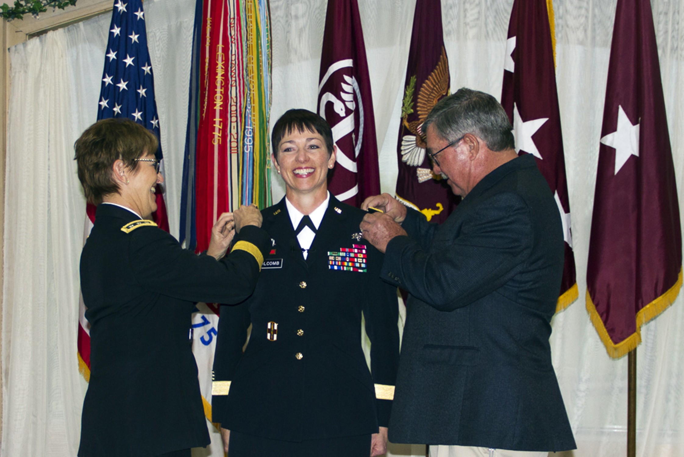 BG Barbara Holcomb promoted to MG | Article | The United States Army