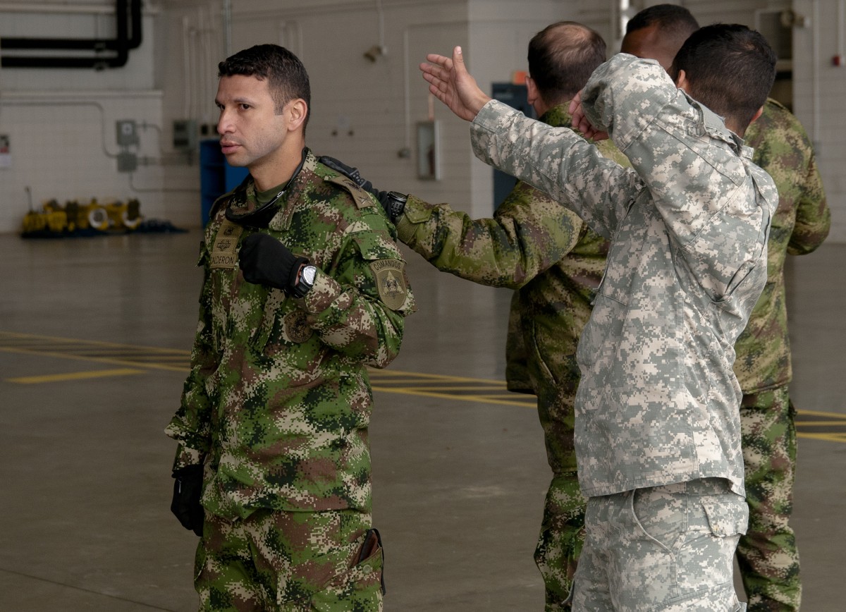 Partner nation jumpmasters defy language barriers during Operation Toy ...