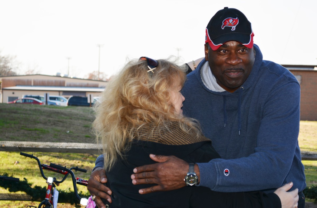 Army Reserve, National Guard SLC students volunteer to help less ...