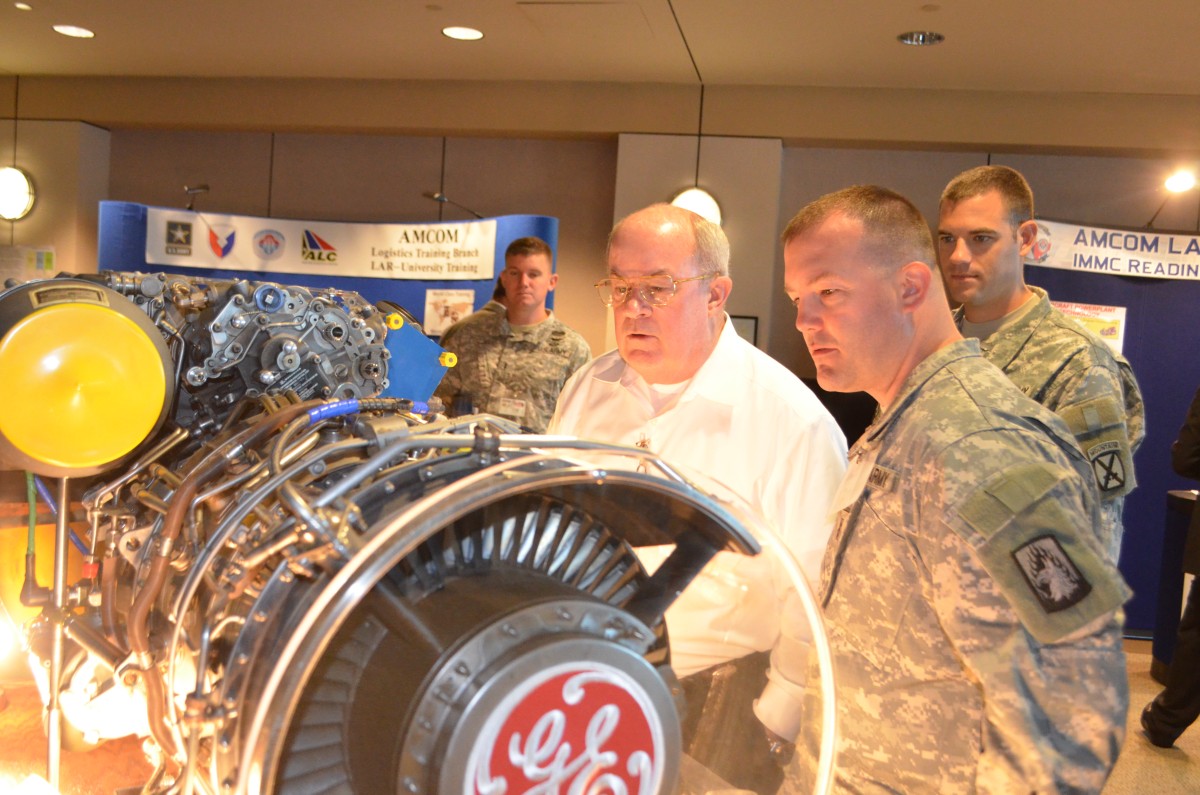 AMCOM employees team up to make difference for Soldiers | Article | The ...