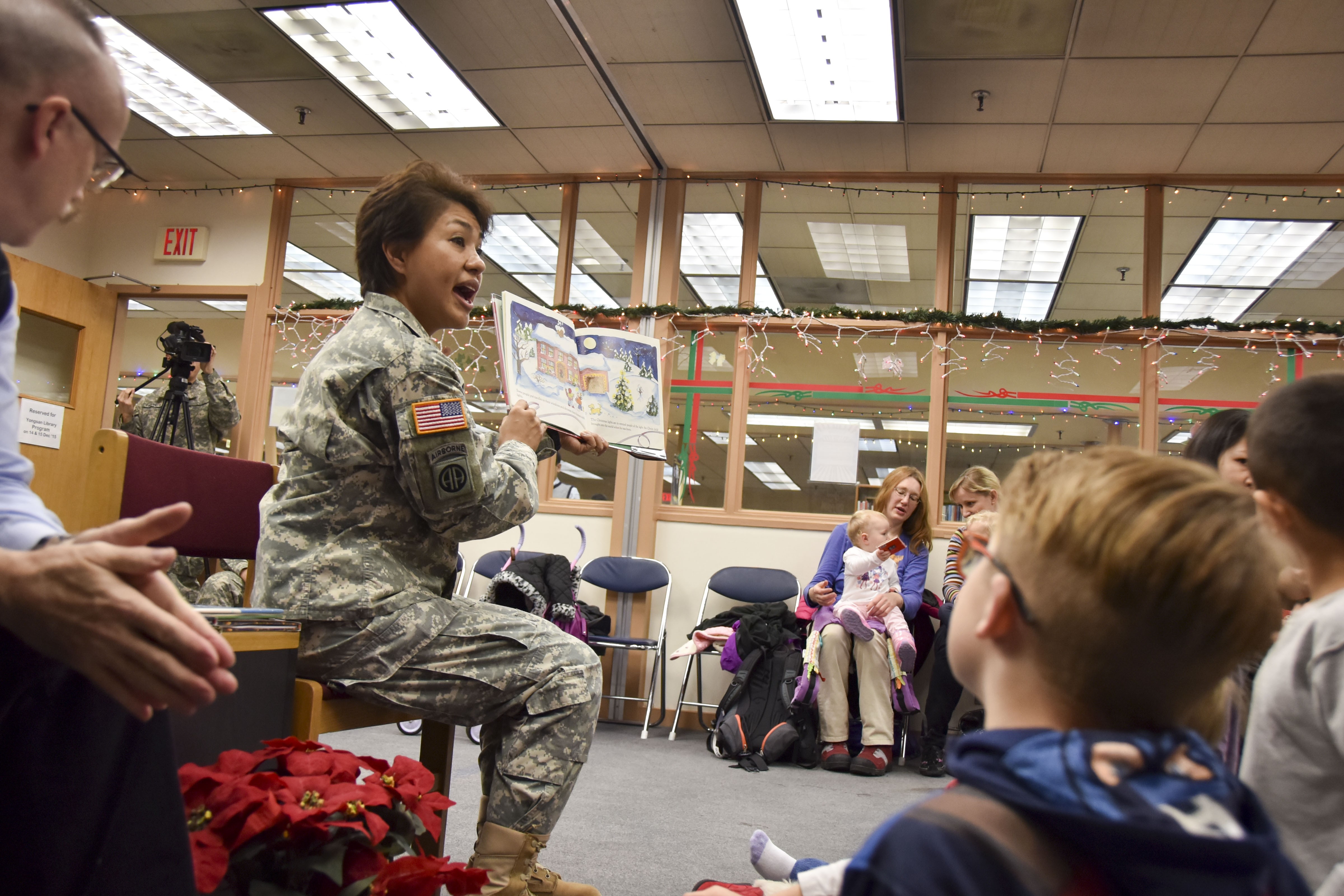 Holiday cheer shared at Christmas story hour | Article | The United ...