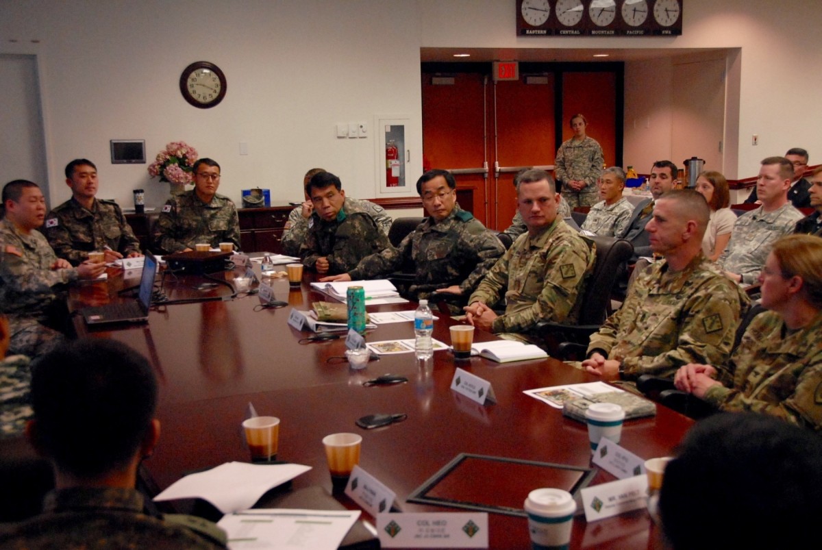 Moong chi ja, ROK CBRDC visits 20th CBRNE | Article | The United States ... Moong chi ja, ROK CBRDC visits 20th CBRNE | Article | The United States ...