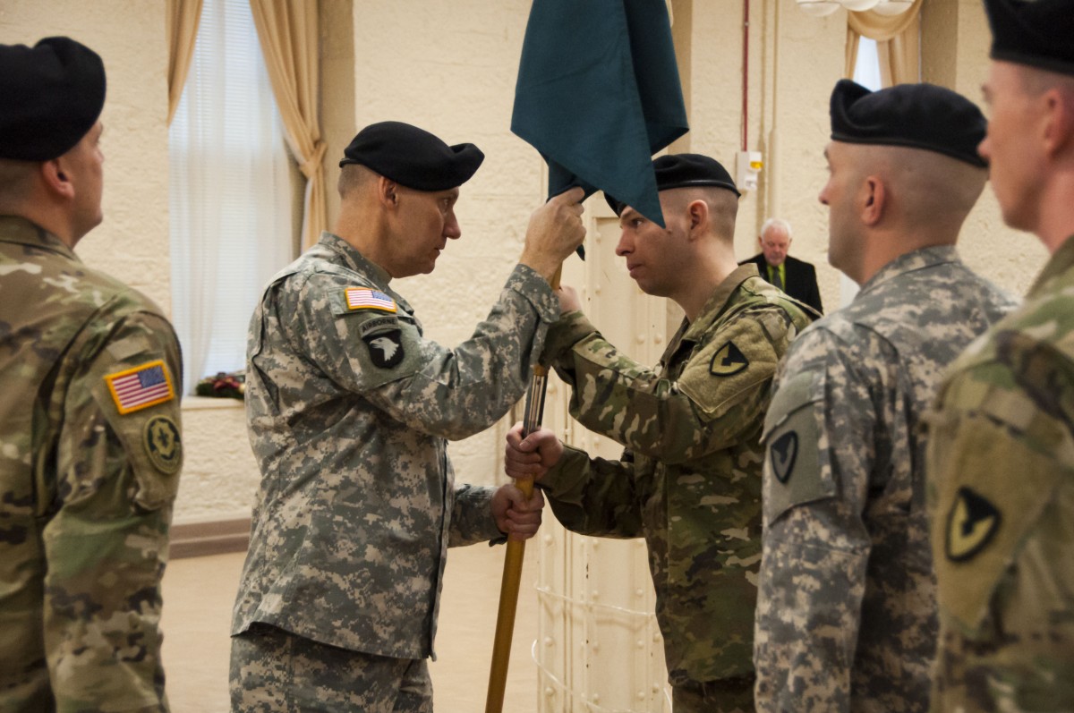 New commandant takes charge of ASC HHC | Article | The United States Army