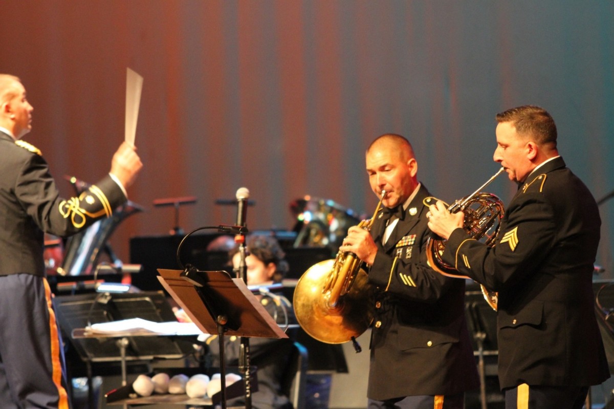 First Team band hosts holiday concert | Article | The United States Army