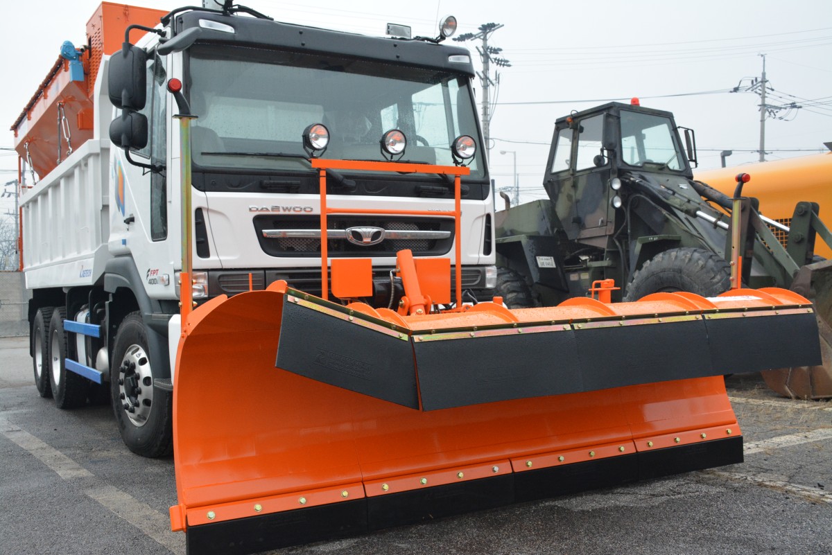 If snowstorm hits, it's 'game on' for garrison | Article | The United ...