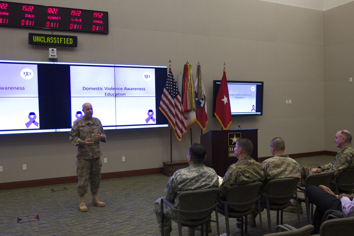 U.S. Army Central educates Soldiers on troubling topics | Article | The ...