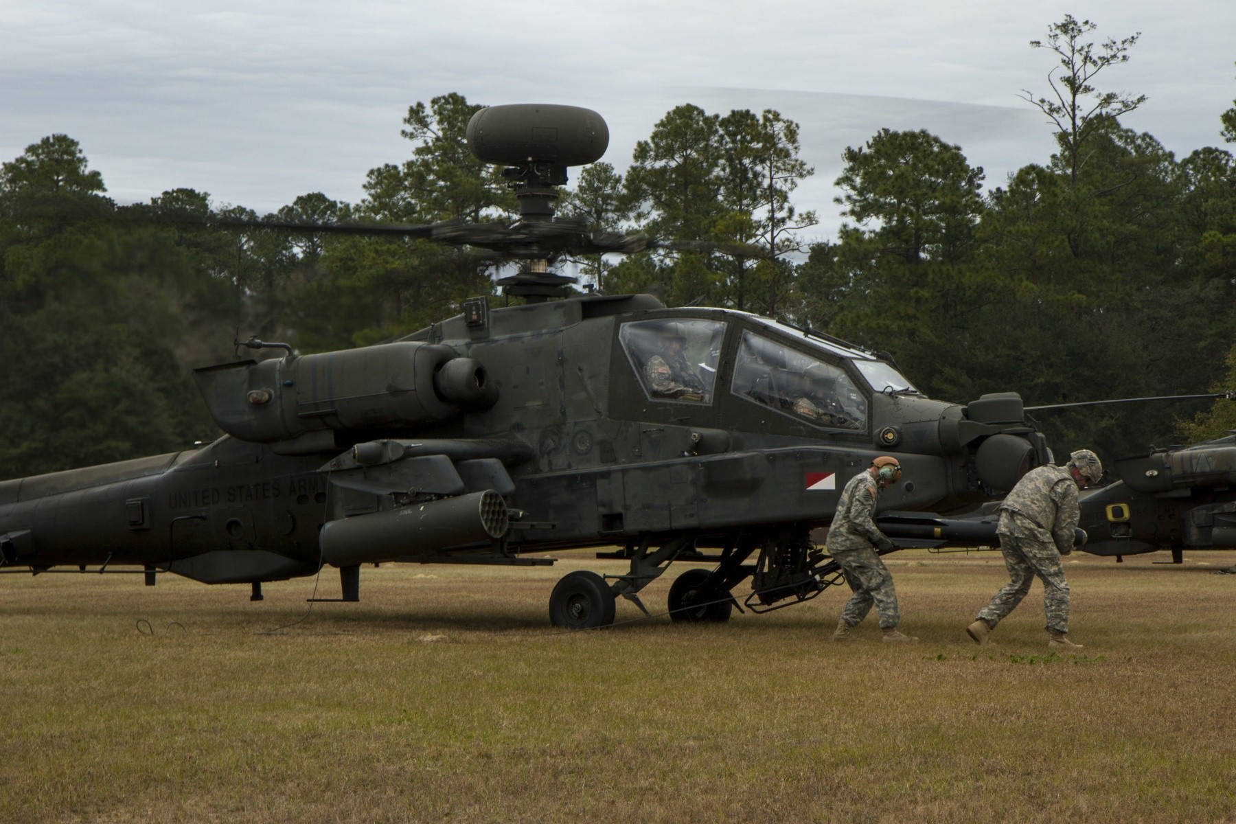 Lighthorse aviators hone skills during gunnery | Article | The United ...
