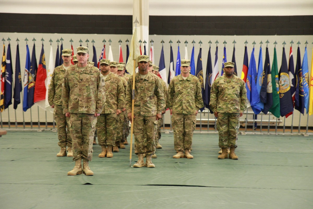1st TSC Finance Soldiers deploy to Middle East | Article | The United ...