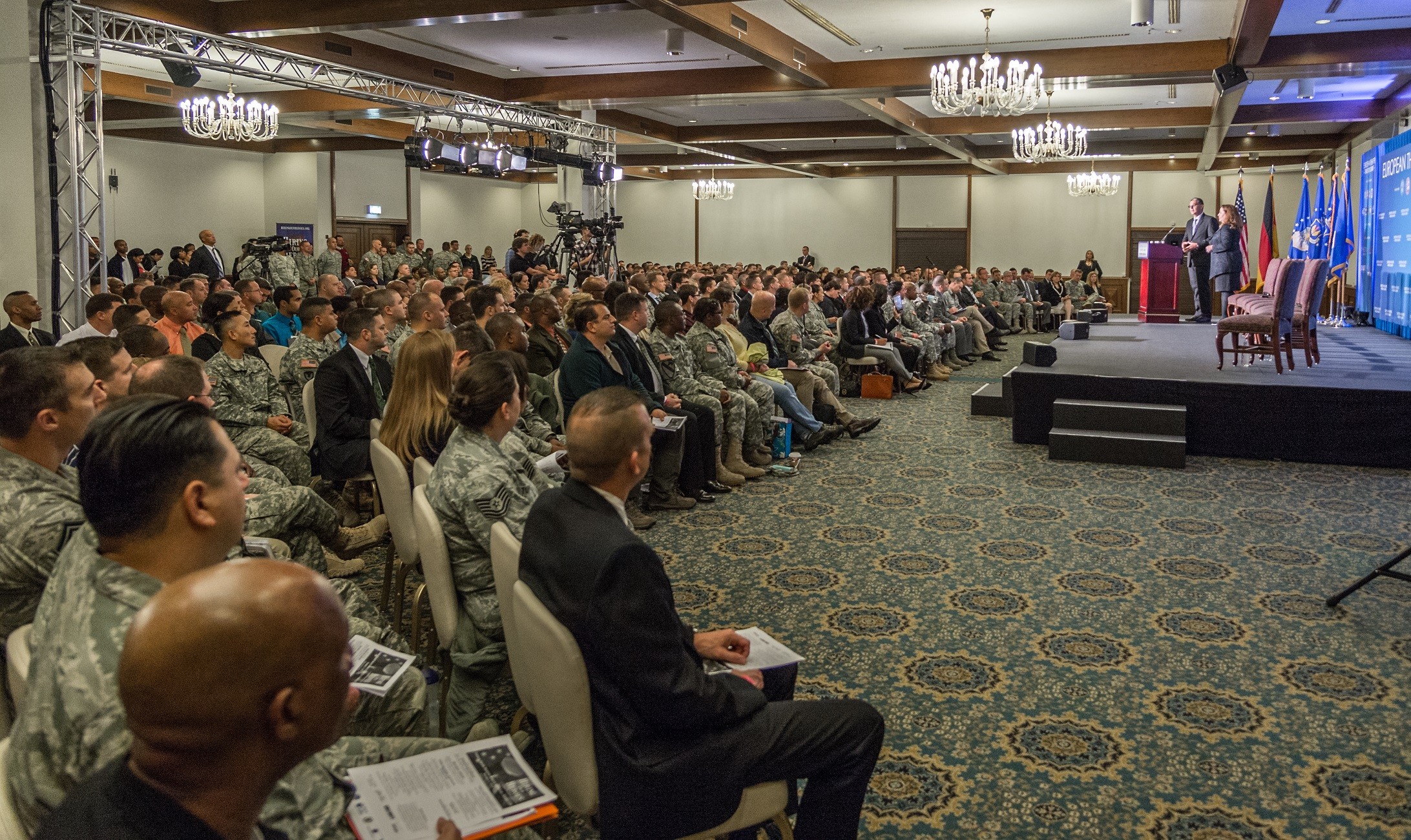 USAG Rheinland-Pfalz hosts KMC Transition Summit | Article | The United ...