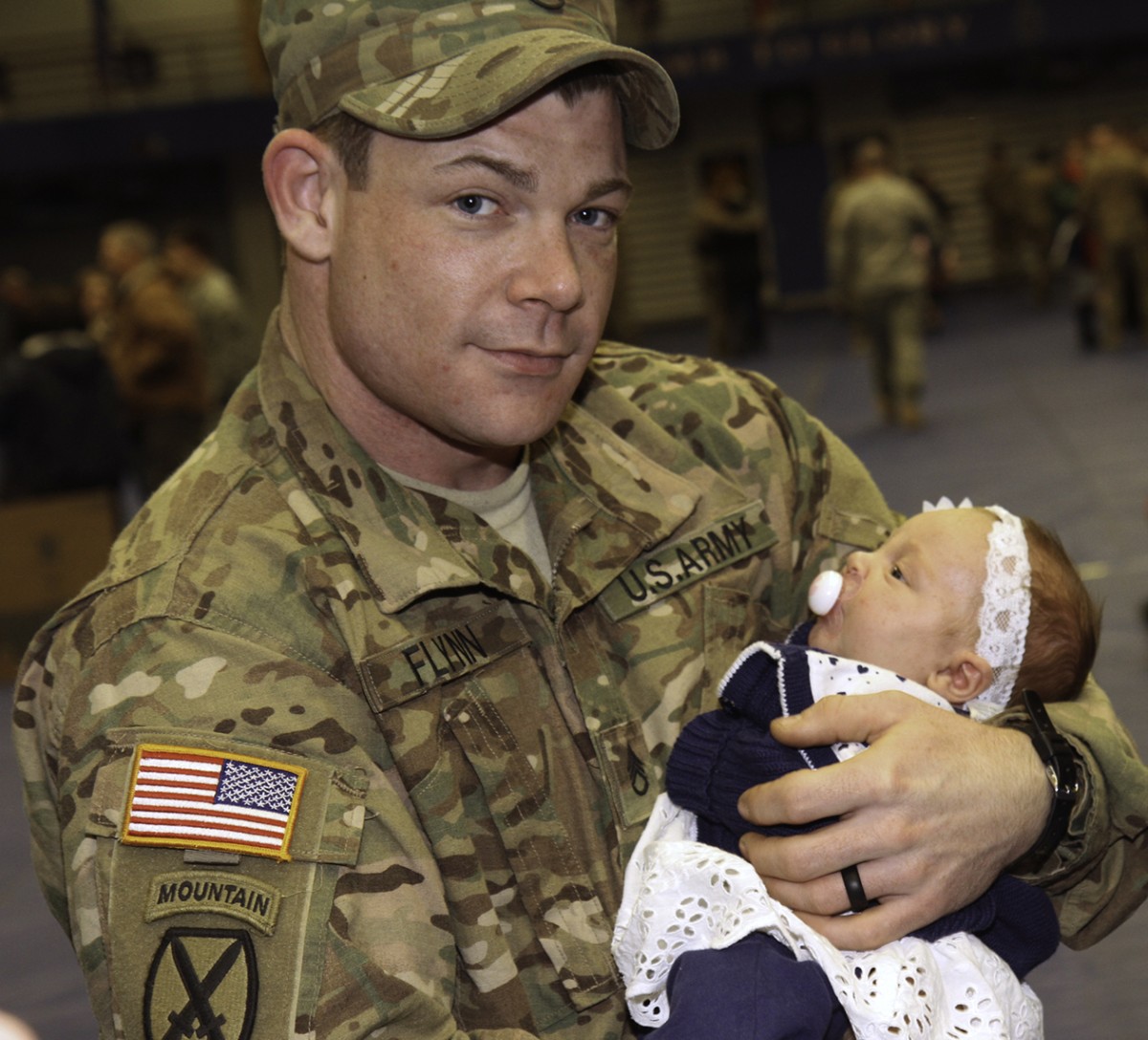 Soldiers of 4th Battalion, 31st Infantry Regiment 'Polar Bears' return ...