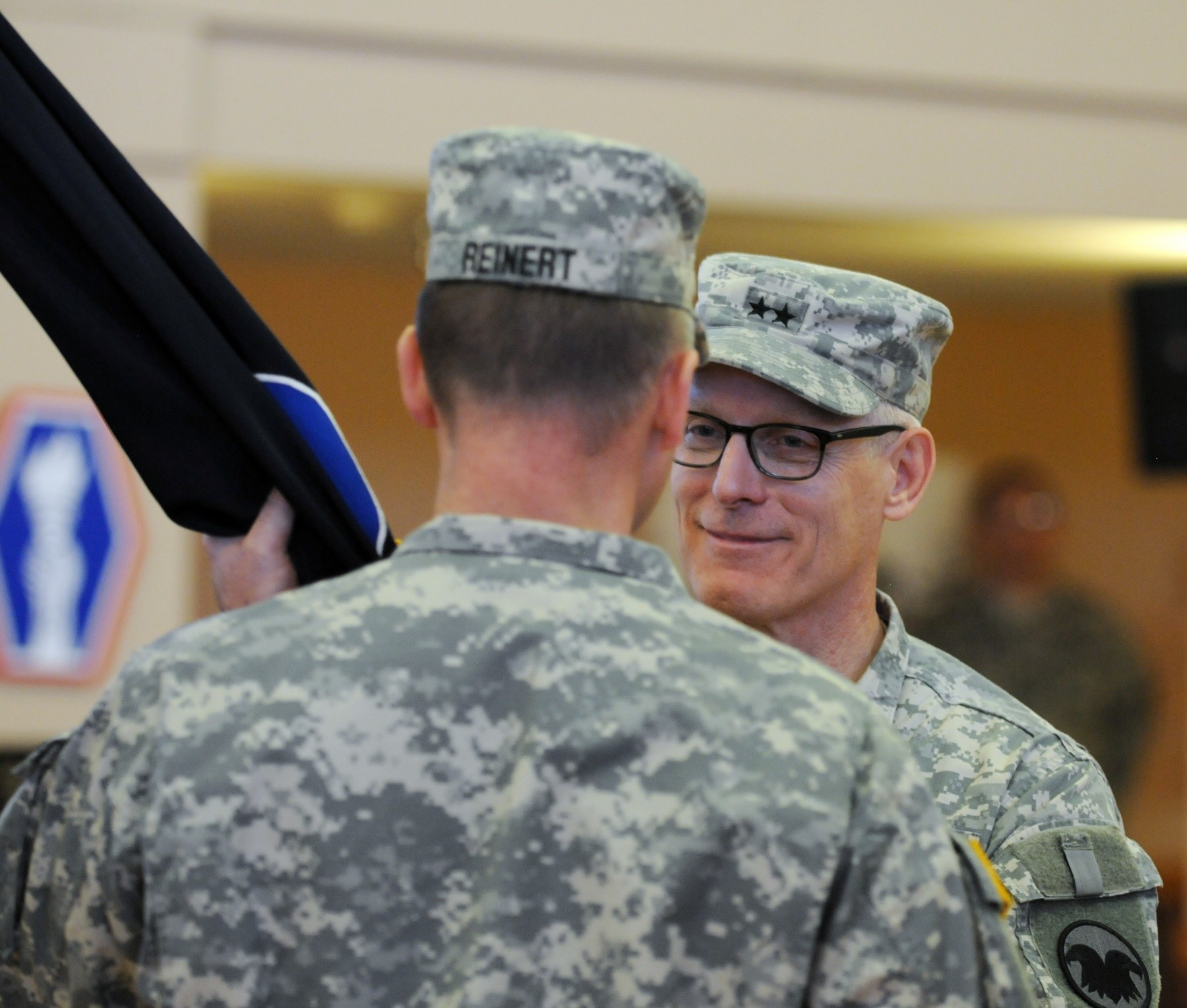 Reinert takes command of the 88th RSC | Article | The United States Army