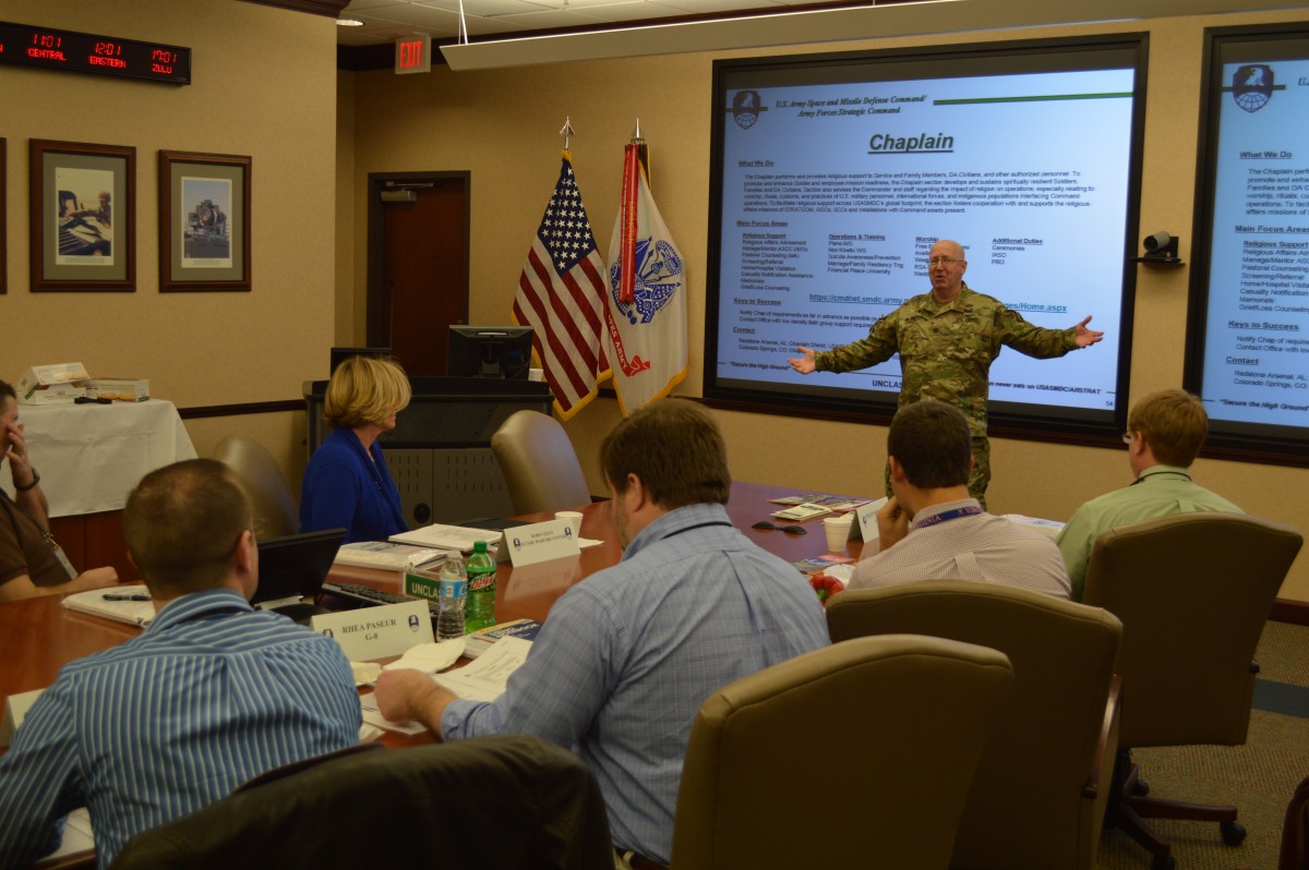 SMDC hosts newcomer briefing | Article | The United States Army
