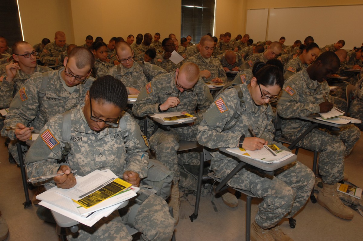 Military Saves Week activities help lead to brighter future | Article ...