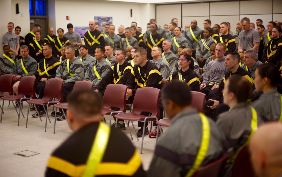 Army Ordnance Chief visits 593rd ESC on JBLM | Article | The United ...