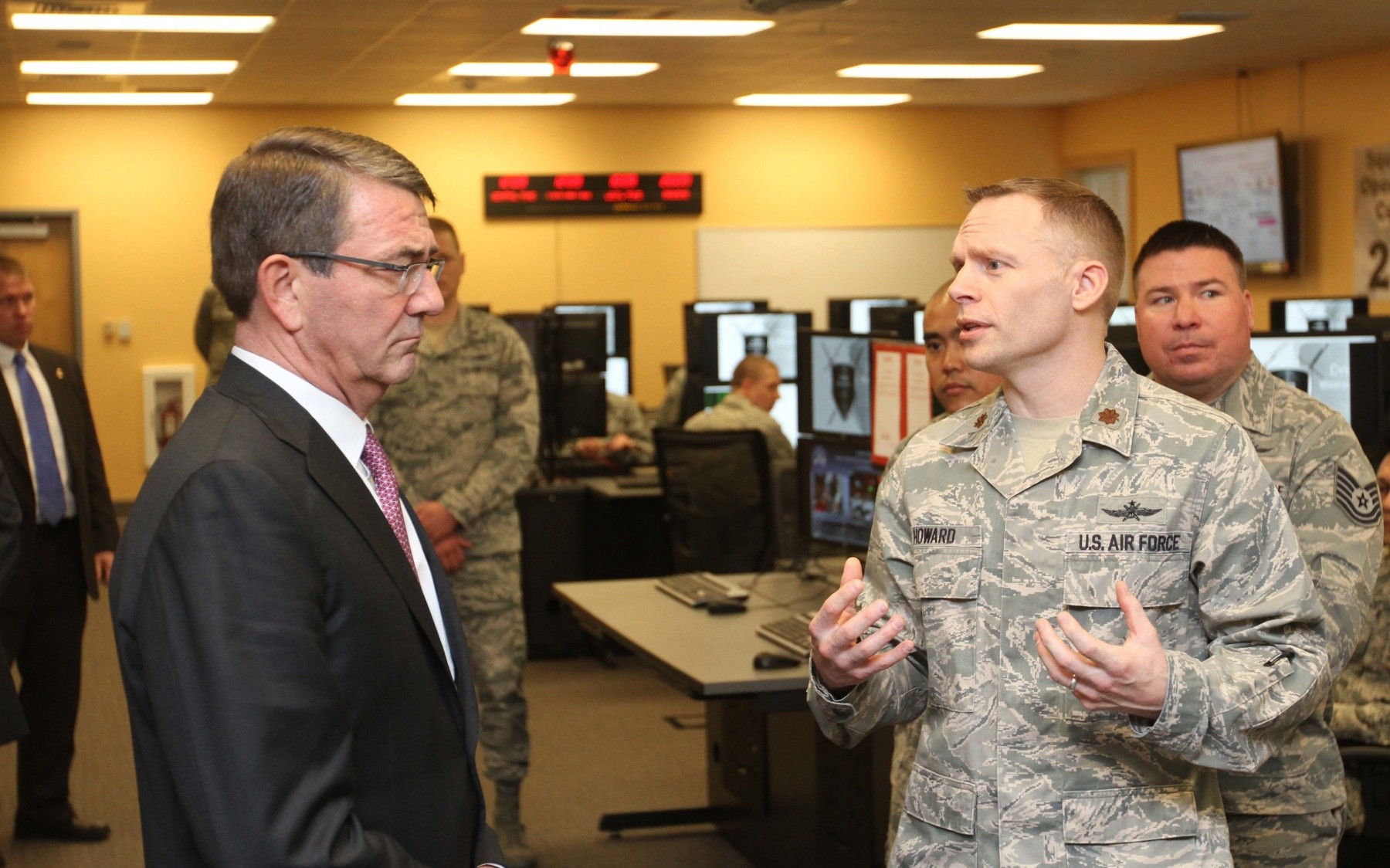 Secretary of Defense visits I Corps, JBLM | Article | The United States ...