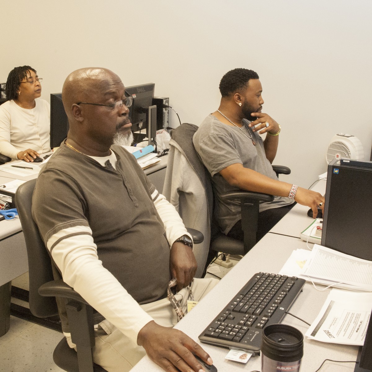 LMP 'pit crew' supports training | Article | The United States Army