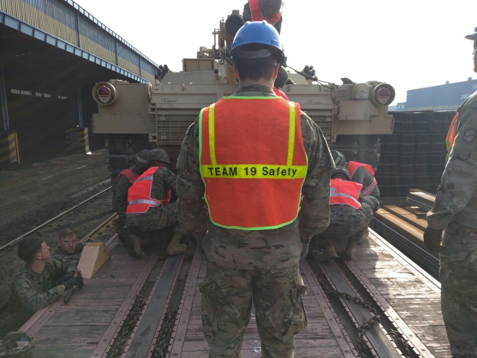 665th Movement Control Team Exemplifies Teamwork at Pohang Railhead ...