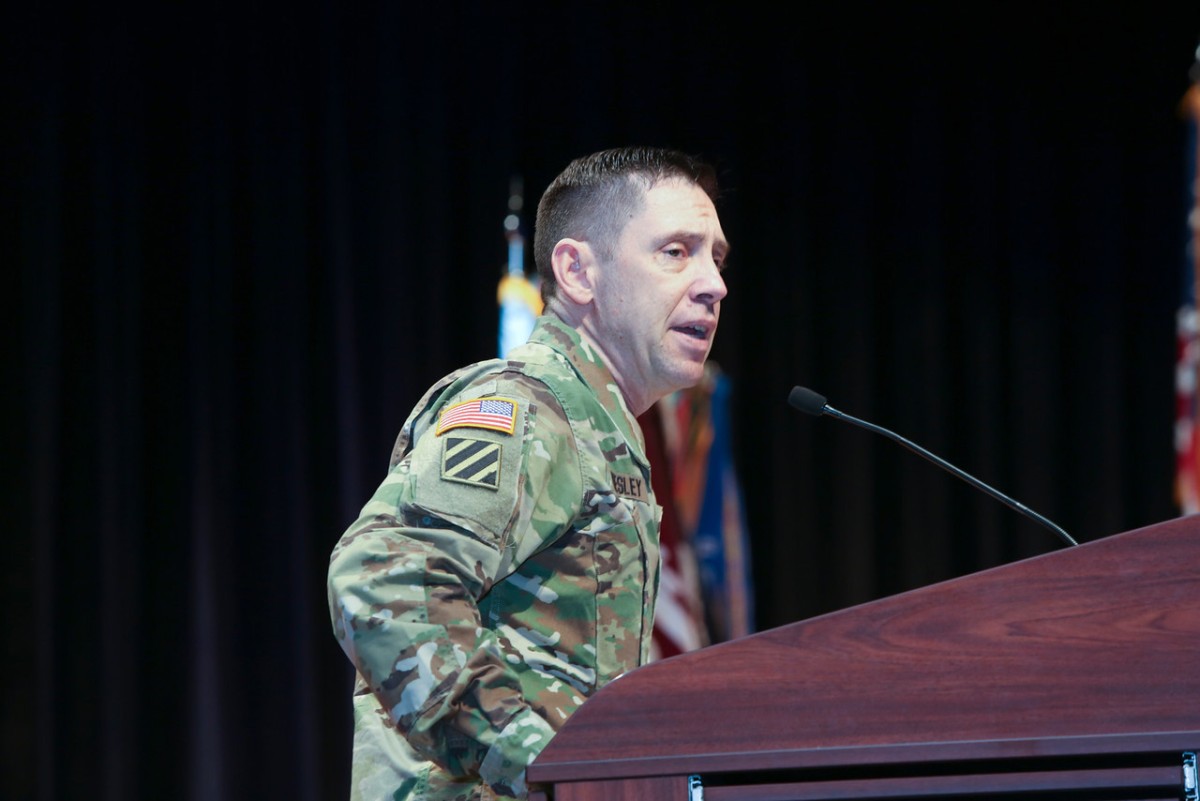Wesley assumes command of MCoE | Article | The United States Army