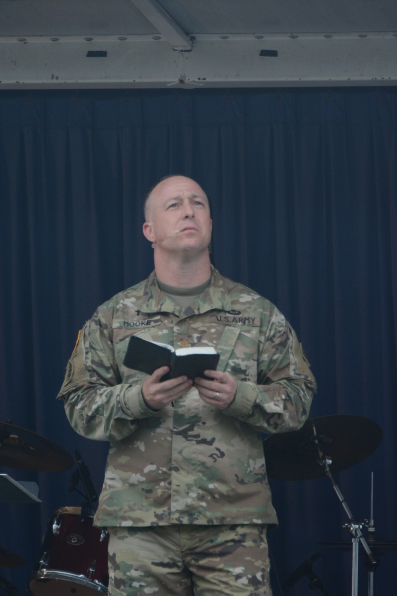 Faith foils fog | Article | The United States Army