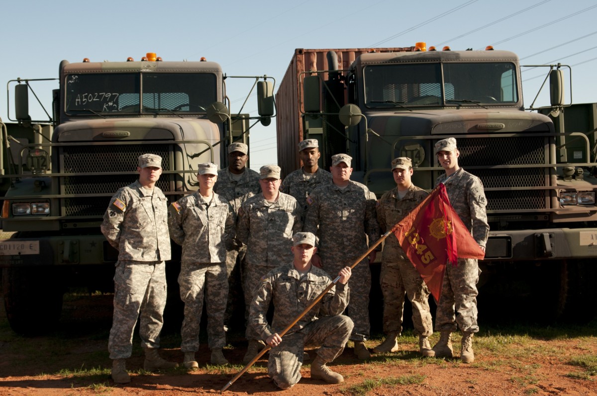 Army Guardsmen aid family after vehicle rollover accident | Article ...