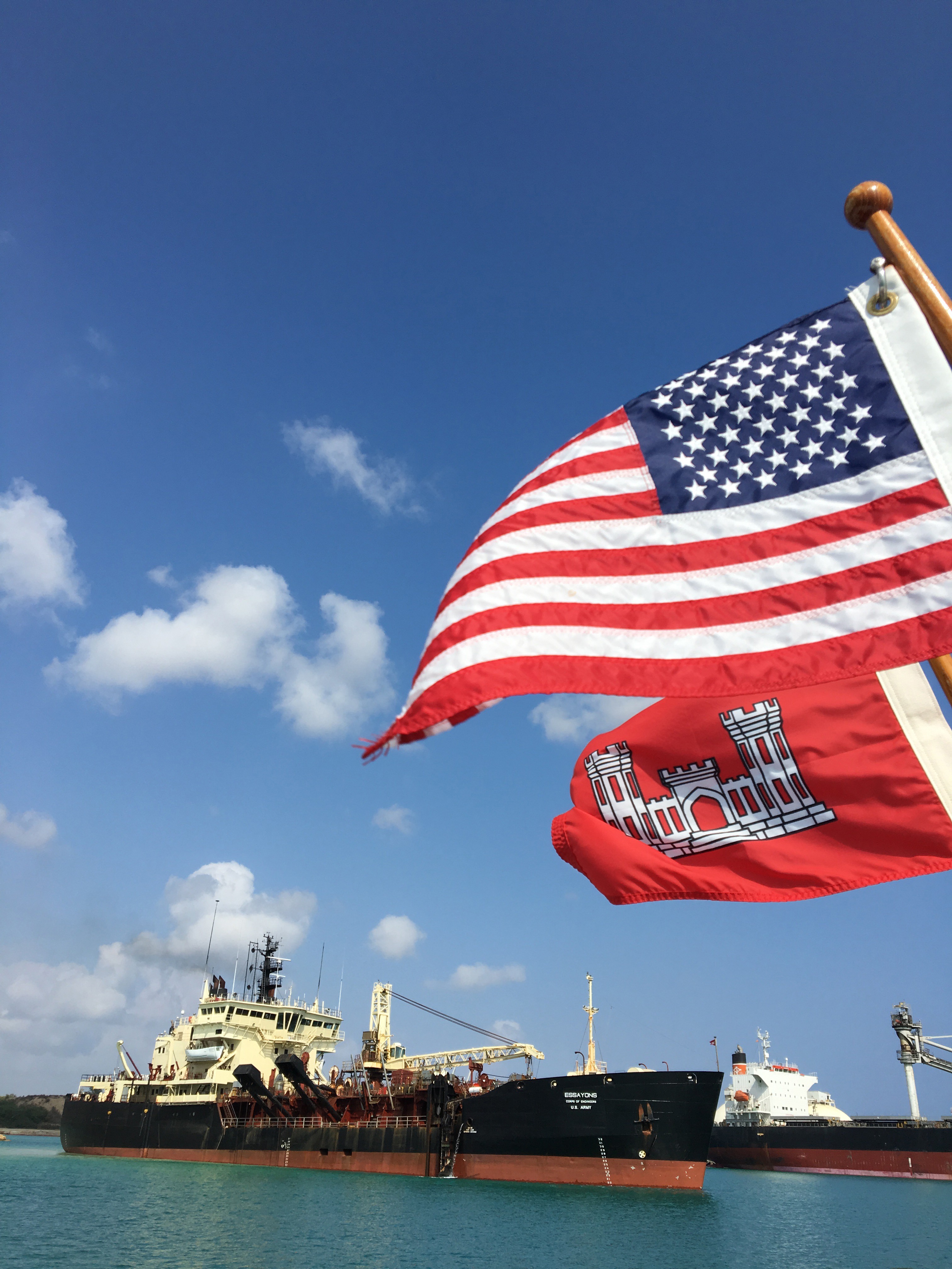 Corps' Essayons Keeps Hawaii Shipping Moving | Article | The United ...