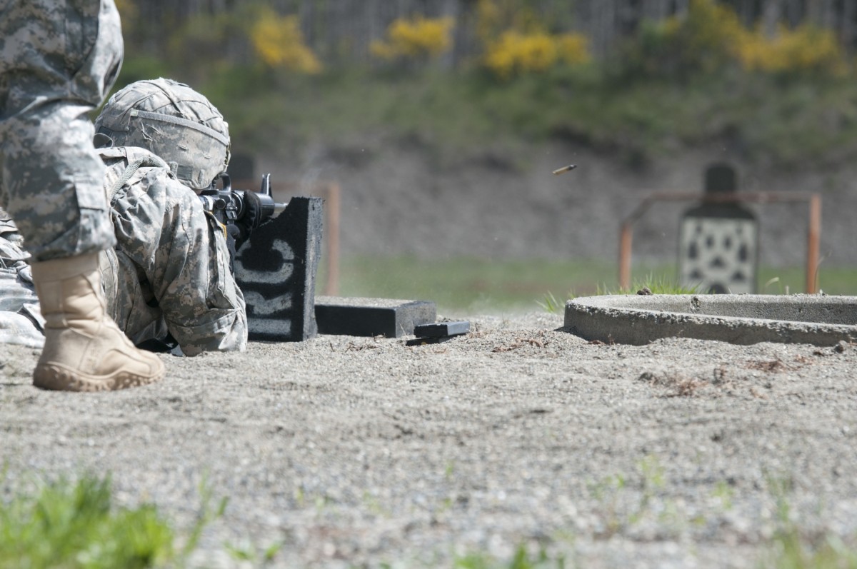 593rd ESC Soldiers compete for Best Warrior title | Article | The ...