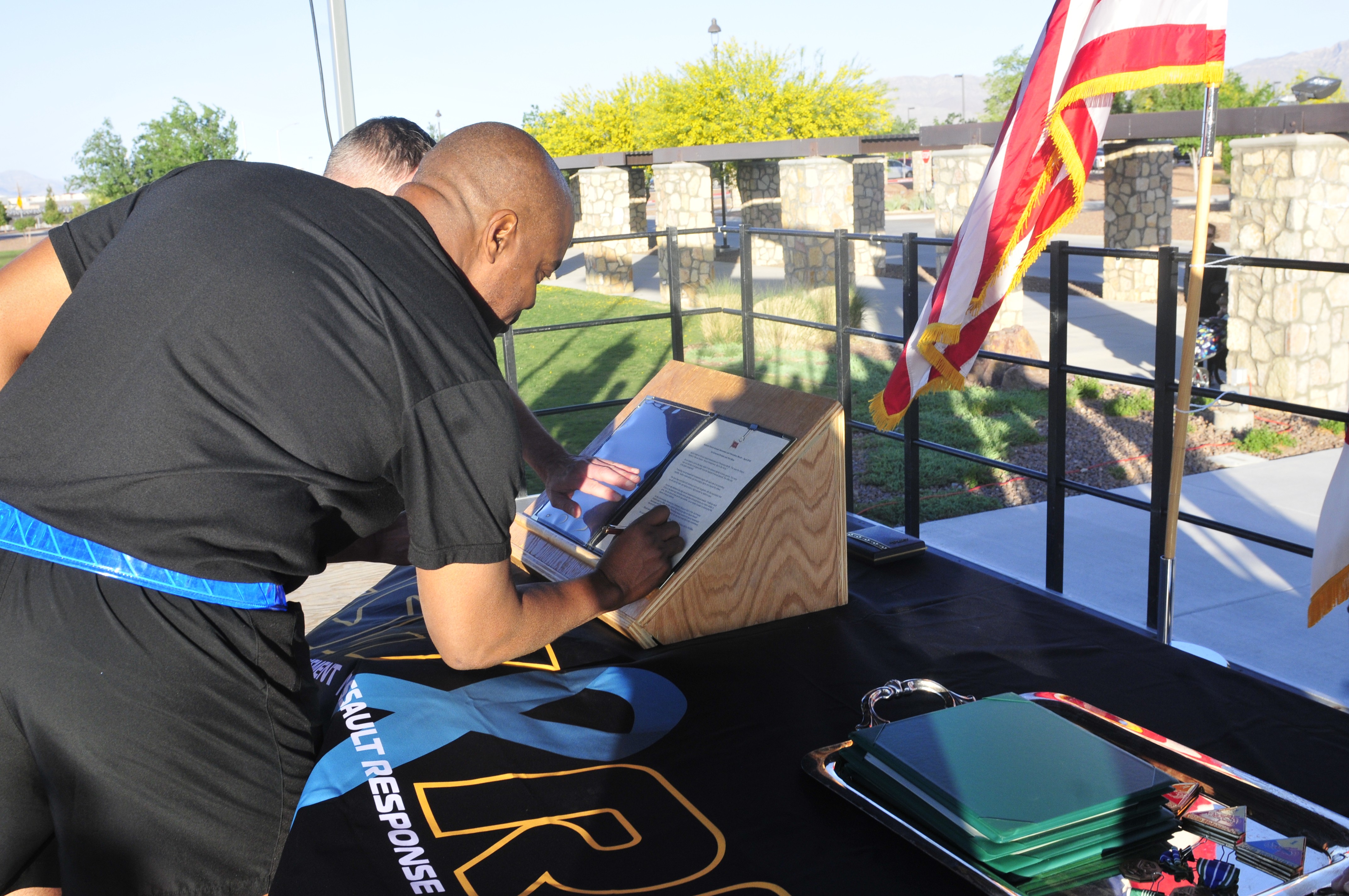 Iron Soldiers promote SHARP awareness through division run | Article ...