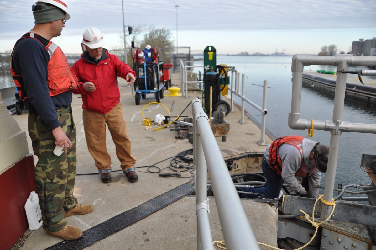 Soo Locks Maintenance Crew Arrives to Work on Black Rock Lock | Article ...