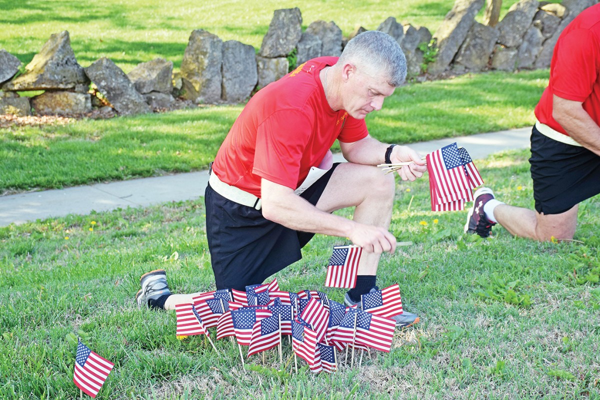 Fort Riley honors fallen heroes as community participates in Run for ...
