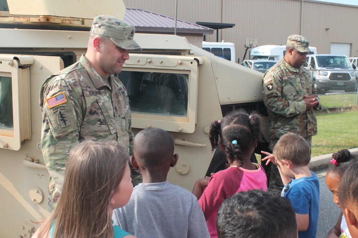 Students get a look at Army life | Article | The United States Army