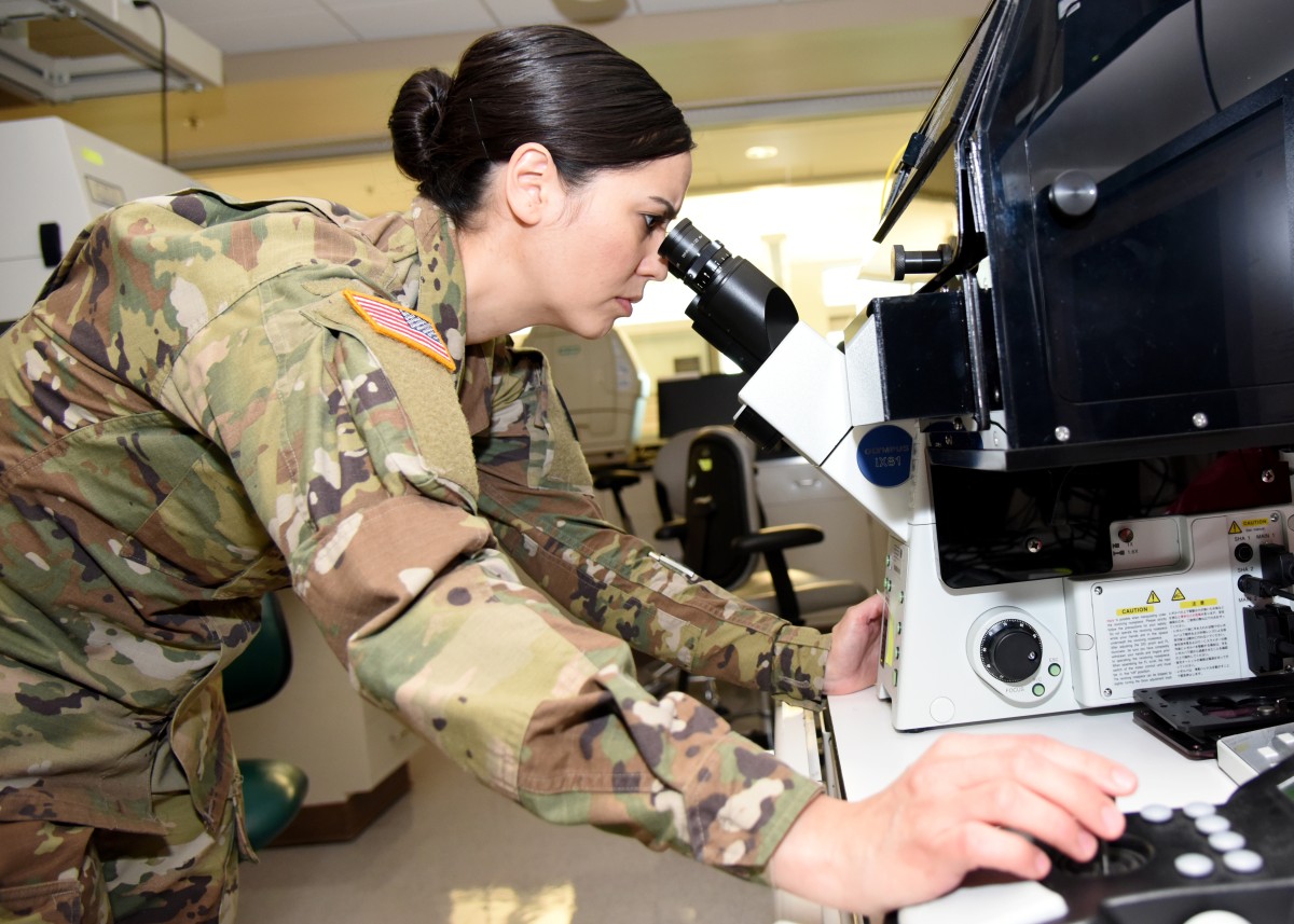 USAISR researchers looking for eye injury treatment | Article | The ...