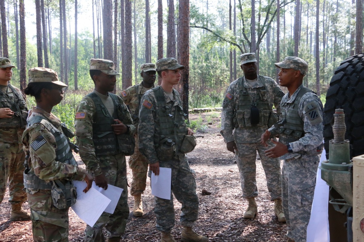 9th BEB Soldiers hone maneuvering skills | Article | The United States Army